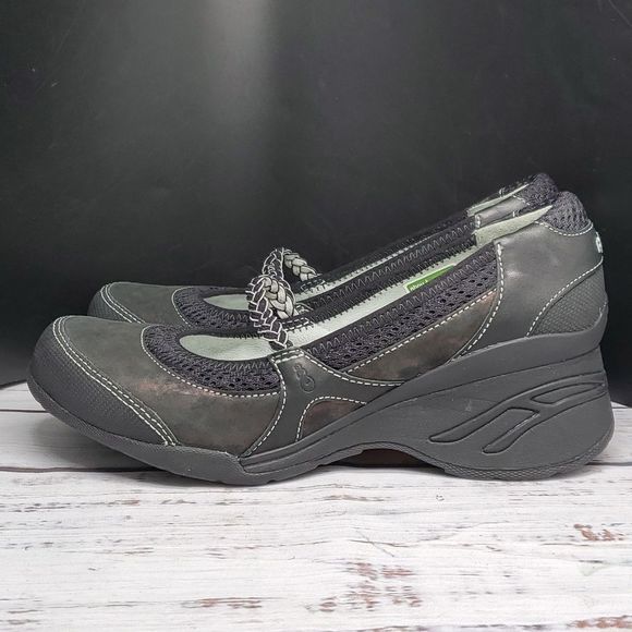 Ahnu | Shoes | Ahnu X Teva Nwot Olivia Mj Wedge Met Black Shoes Vibram ...